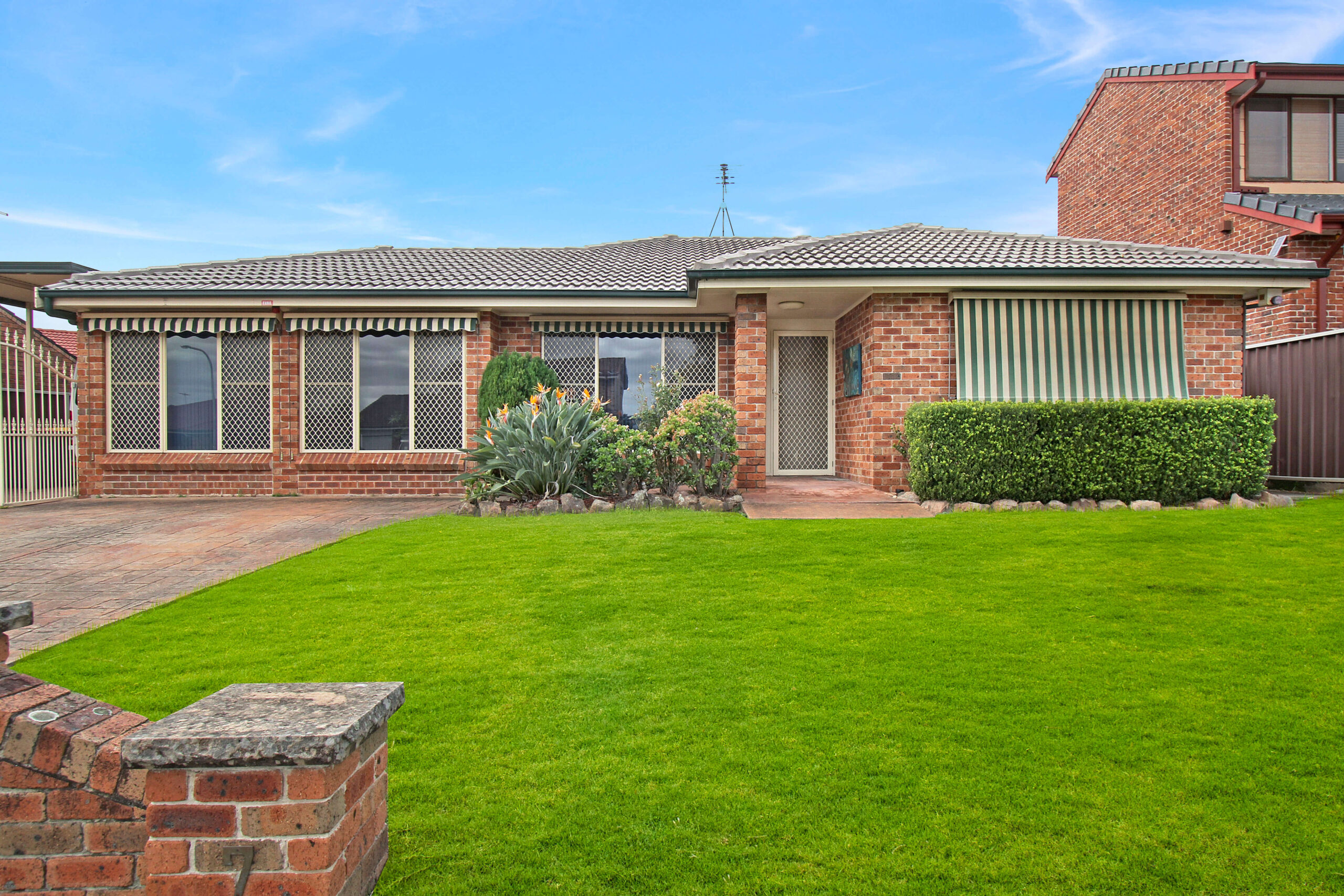 front-exterior - Northcott